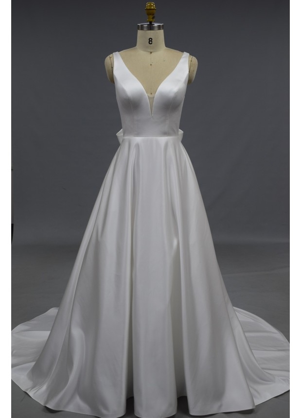 Iconic Collection - Nicole | Pure Brides
