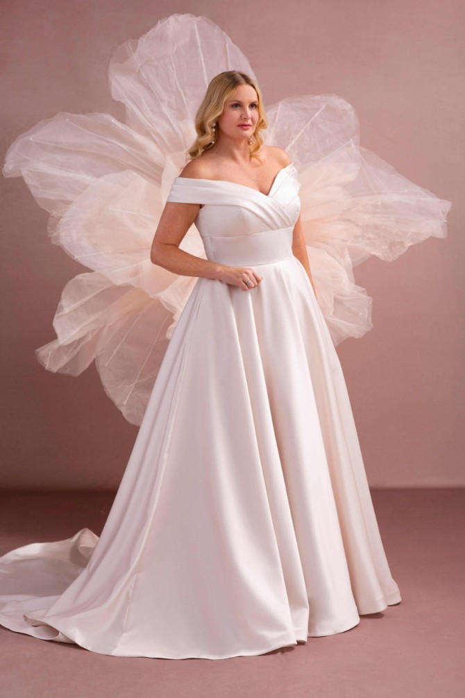 Iconic Collection - Molly | Pure Brides