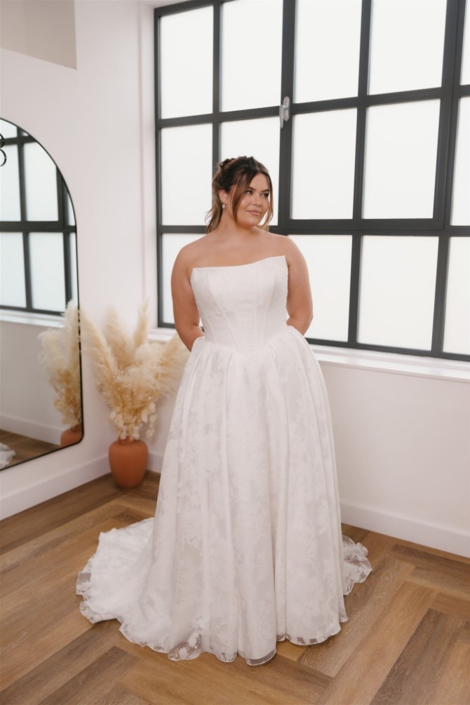 Iconic Collection - Soraya | Pure Brides